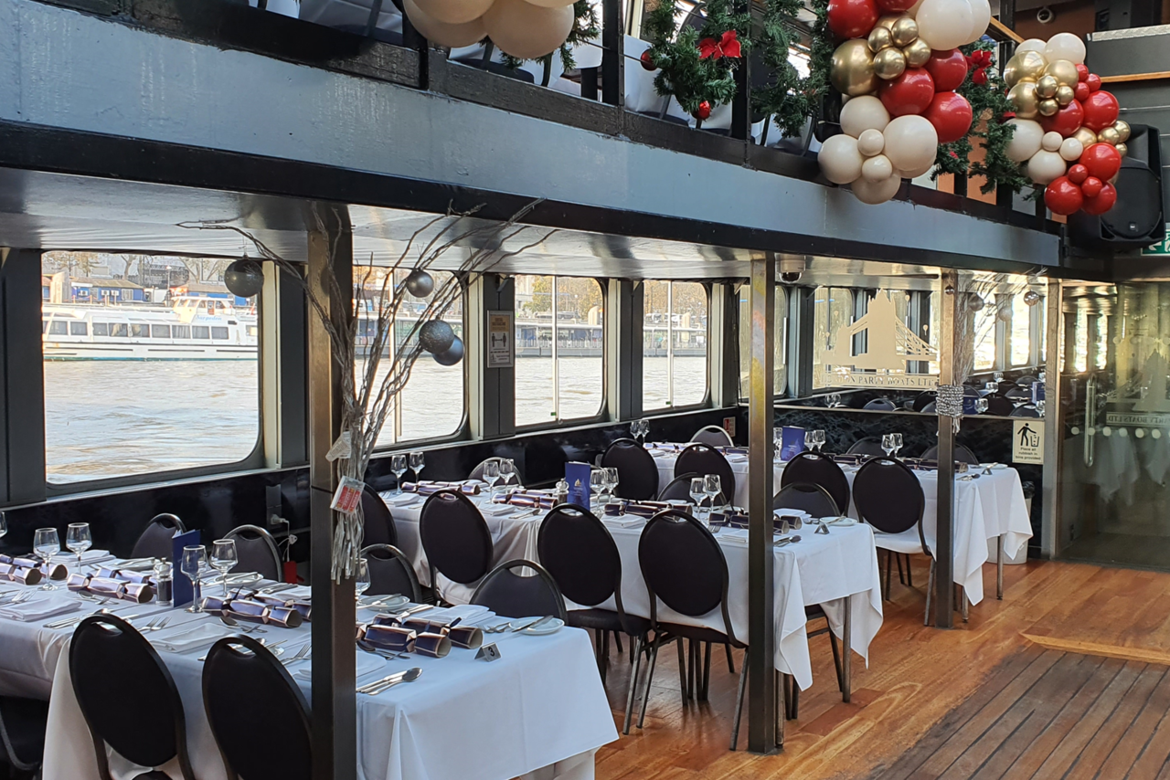 Thames Christmas Cruises